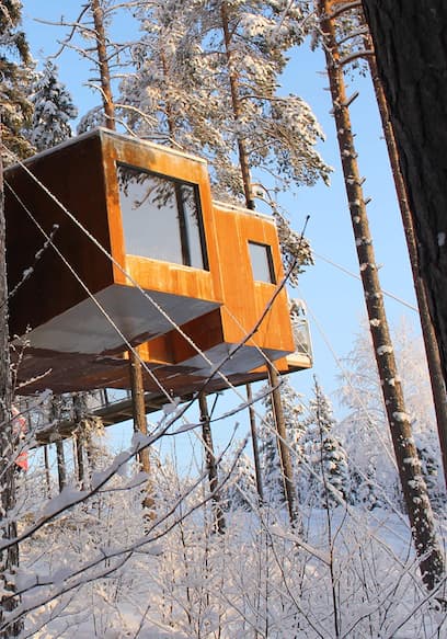 Watch The World's Most Remote Hotels S01:E01 - The Tree Hotel (Swedish ...