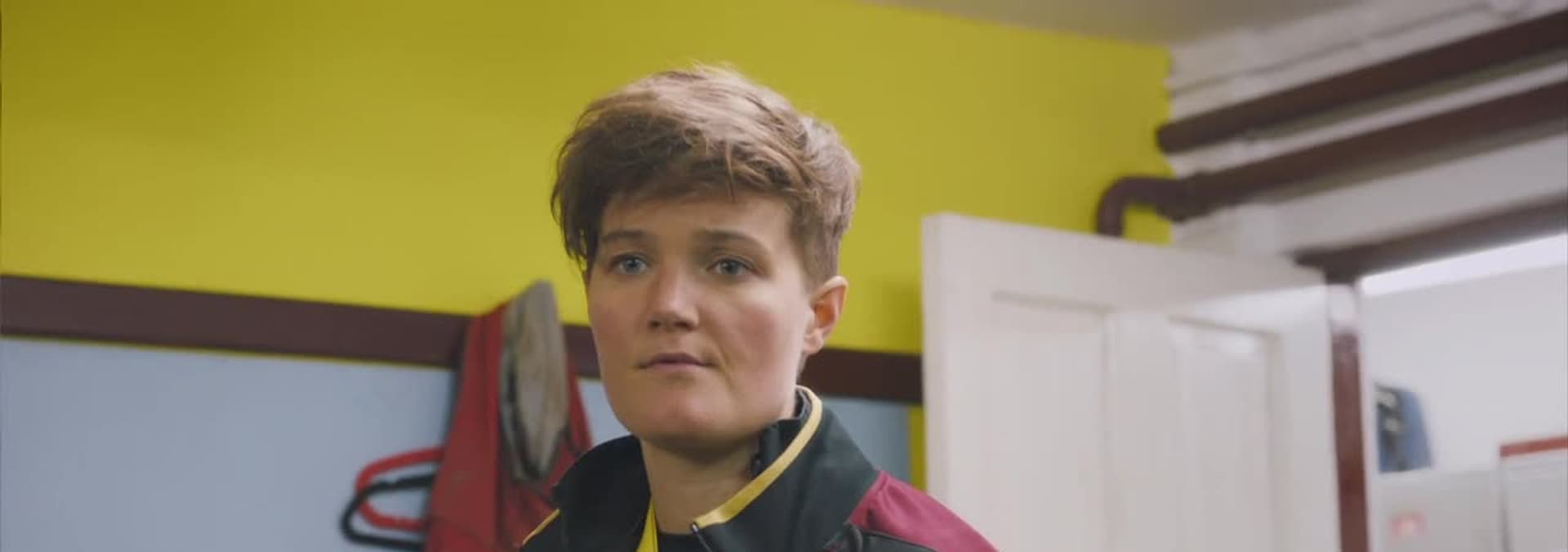Watch Siblings S02:E01 - Kevin Rugby - Free TV Shows | Tubi
