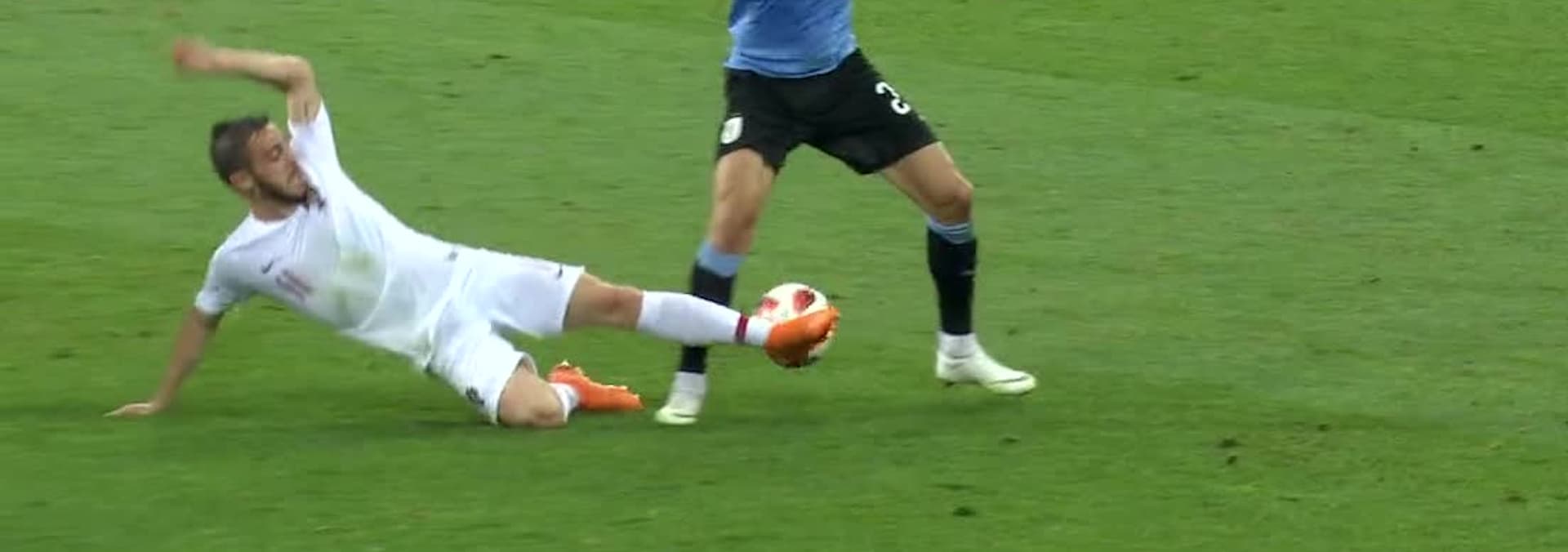 Watch FIFA World Cup 2018 S2018:E49 - ROUND of 16: Uruguay vs. Portugal ...