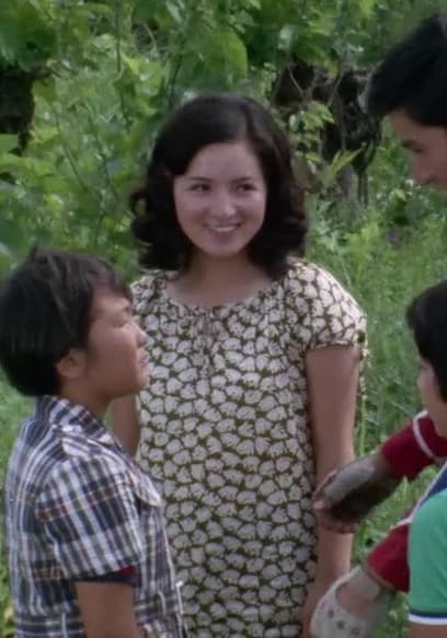 Watch Ultraman Taro S01:E23 - The Gentle Monster Father! - Free TV ...