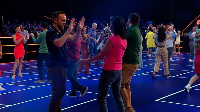 Watch The Floor S03:E06 - Call My Bluff - Free TV Shows | Tubi