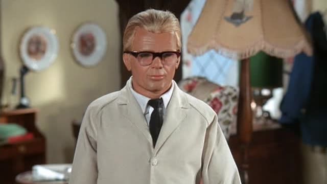 Watch Gerry Anderson: Joe 90 S01:E05 - Colonel McClaine - Free TV Shows ...