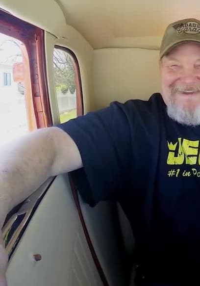 Watch Misfit Garage S02:E08 - Revving Up the Ford Hot Rod - Free TV ...