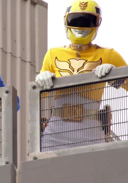 Watch Power Rangers: Super Megaforce S21:E04 - A Lion's Alliance - Free ...
