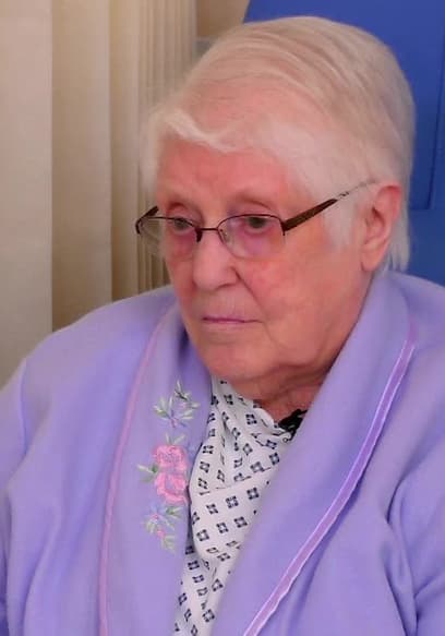 Watch Inside the Operating Theatre S01:E06 - Nigel, Carol, Barbara ...