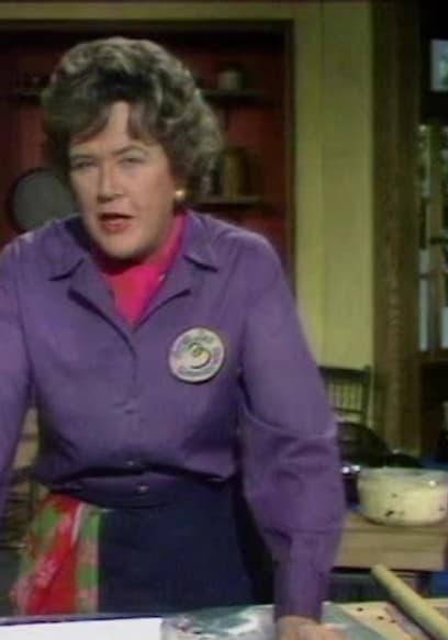 Watch The French Chef S09:E12 - The Good Loaf - Free TV Shows | Tubi