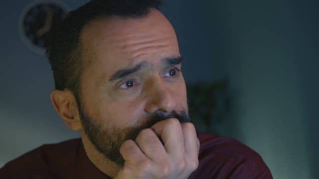 Watch The Killer Beside Me S01:E02 - Unfriendly Community - Free TV ...