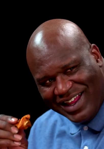 Watch Hot Ones S08:E08 - Shaq Tries to Not Make a Face While Eating ...
