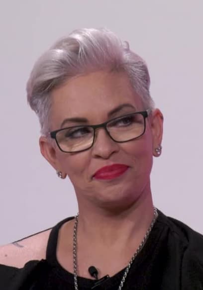 Watch Couched with Carson Kressley S01:E01 - Hilary Farr & Kelli Ellis ...