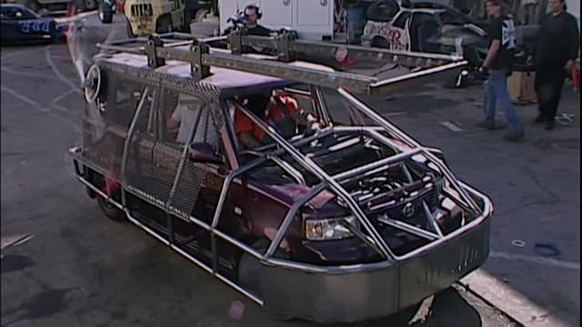 Watch Monster Garage S04:E01 - Rock 'Em, Sock 'Em (Pt. 2) - Free TV ...