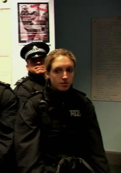 Watch Brit Cops S02:E04 - Episode 4 - Free TV Shows | Tubi