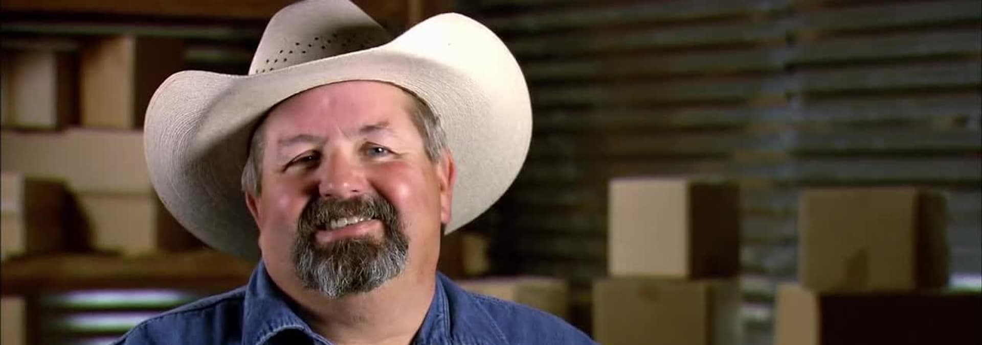 Watch Storage Wars: Texas S04:E20 - Fear the Short Fat Man - Free TV ...