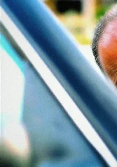 Watch Panic 9-1-1 S01:E01 - I Need You to Put the Gun Down - Free TV Shows | Tubi