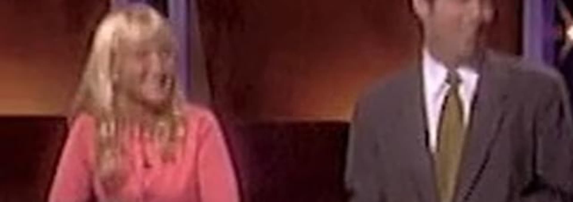 Watch On the Cover S01:E32 - Episode 32 - Free TV Shows | Tubi