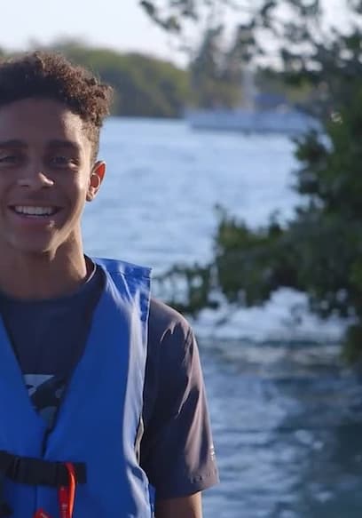 Watch The Outsiders Club S02:E01 - Paddleboarding / Turtle Release ...