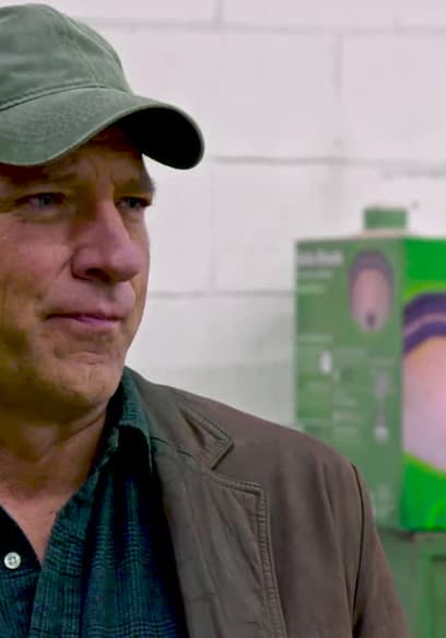 Watch Somebody's Gotta Do It S03:E16 - Lamon Luther - Free TV Shows | Tubi