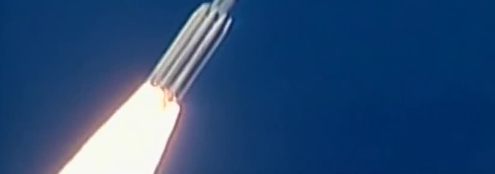 Watch Revelations: A History of the Cosmos S01:E05 - Explorers - Free ...