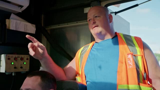 Watch East Harbour Heroes S01:E04 - Red Fish, Blue Fish - Free TV Shows ...