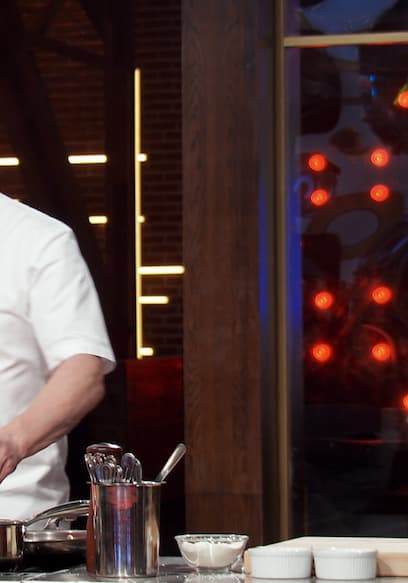 Watch MasterChef: Dynamic Duos S14:E17 - Semi Final - Free TV Shows | Tubi