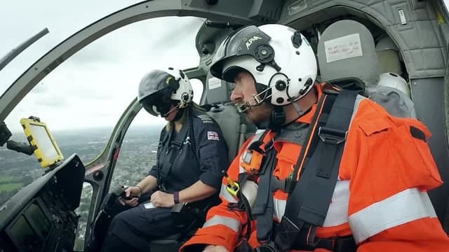 Watch Helicopter ER S01:E01 - Episode 1 - Free TV Shows | Tubi