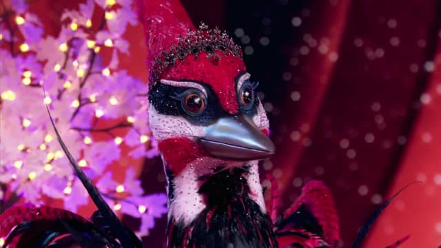 Watch The Masked Singer S12:E01 - Season 12 Premiere: Who Can It Be Now ...