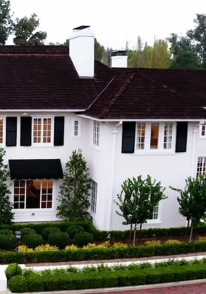 Watch A-List Living S01:E06 - Pasadena Billionaire’s Bunker - Free TV ...