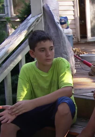 Watch Hoarding: Buried Alive S06:E01 - You're Not Taking My Kids - Free TV Shows | Tubi