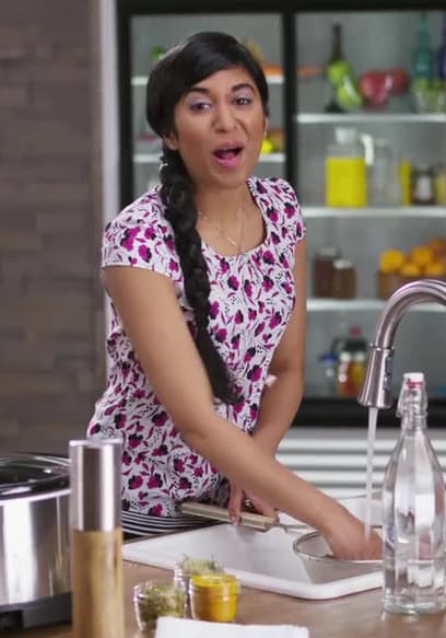 Watch One World Kitchen S01:E24 - Demystifying Indian Food - Free TV ...