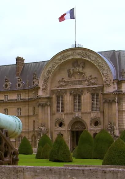 Watch Rick Steves' Europe S07:E06 - Paris: Regal and Intimate - Free TV ...