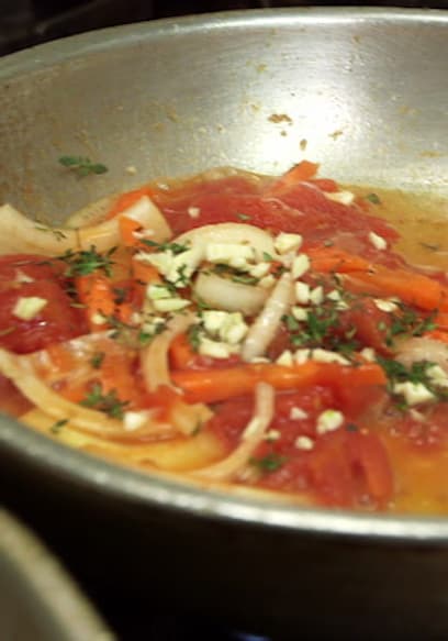 Watch Restaurant Takeover S01:E08 - Royal Caribbean - Free TV Shows | Tubi