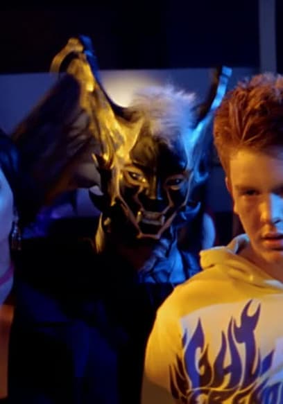 Watch Power Rangers Mystic Force S14:E08 - Stranger Within (Pt. 1 ...