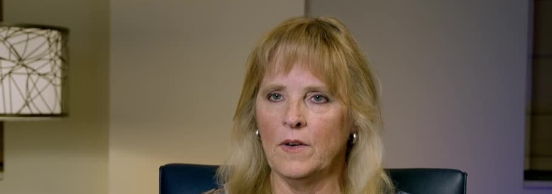 Watch Bloodline Detectives: Hosted by Nancy Grace S04:E18 - Carrie's ...