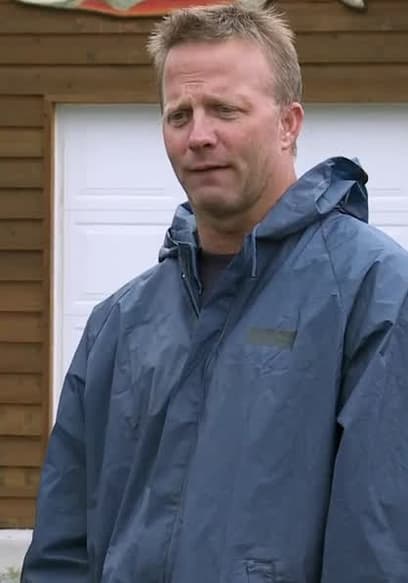 Watch Buying Alaska S03:E15 - Glacier River Homes - Free TV Shows | Tubi