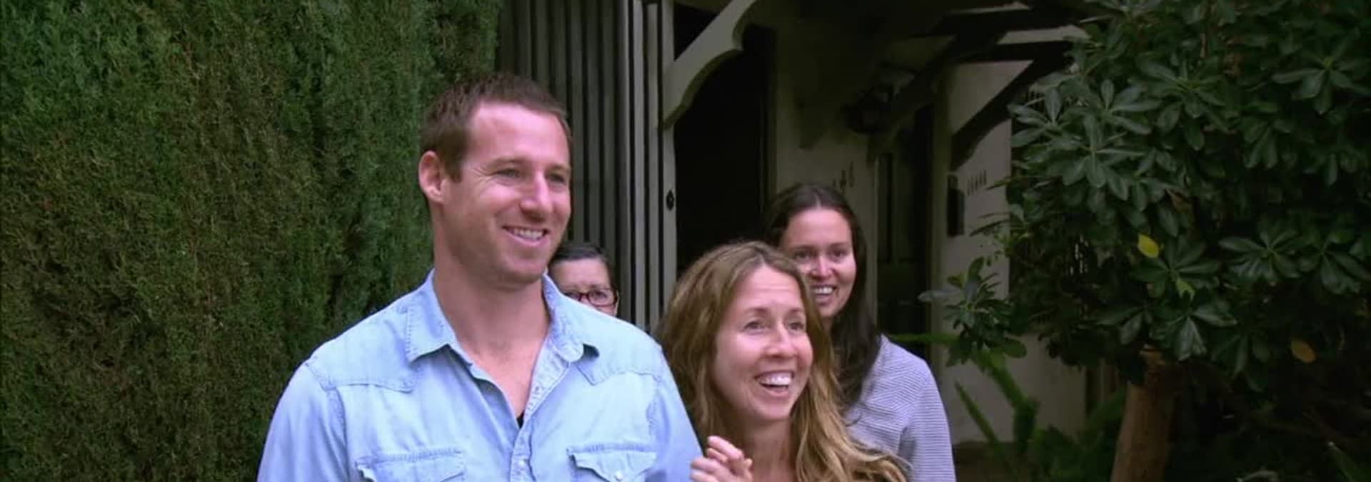 Watch Room Crashers S03:E05 - Hollywood Loft - Free TV Shows | Tubi