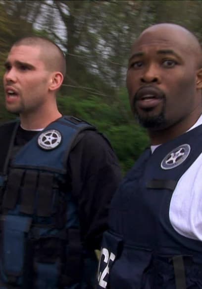 Watch Manhunters: Fugitive Task Force S01:E04 - Hide and Seek (Pt. 2 ...
