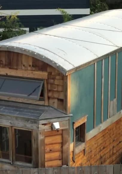 Watch Tiny House Hunting S03:E11 - Tiny Portland Home on Wheels - Free ...