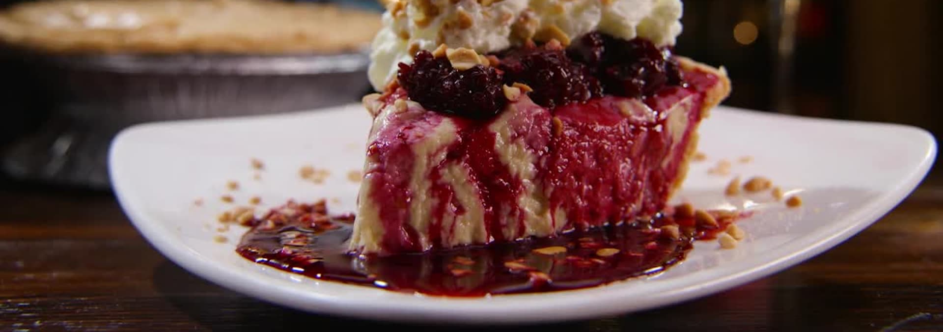 Watch Food Paradise S10:E02 - Easy as Pie - Free TV Shows | Tubi