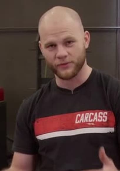 Watch Carcass S03:E08 - Spec Panther Race Car Part 3: Paint & Payoff ...