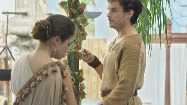 Watch Genesis (Doblado) S02:E16 - Morabi Huye Del Palacio - Free TV ...