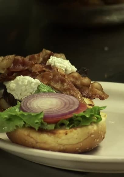 Watch America's 101 Tastiest Places to Chowdown S02:E02 - Chowdown ...