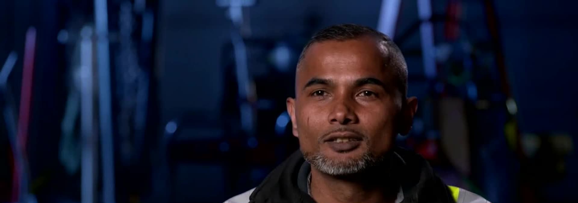 Watch Heavy Rescue: 401 S06:E11 - We're in Trouble Here Now - Free TV ...