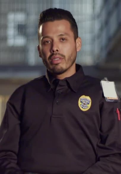 Watch Behind Bars: Rookie Year S02:E05 - Boiling Point - Free TV Shows ...