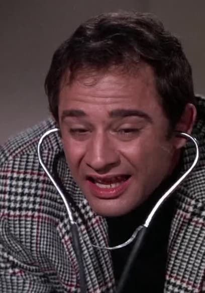 Watch I Dream of Jeannie S03:E17 - Genie, Genie, Who's Got the Genie ...