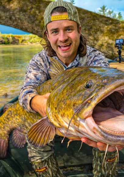 Watch Kirk Price S02:E04 - I Fished 3 Days for a River Monster…Then It ...