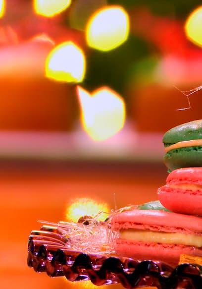 Watch Next Level Baker S01:E02 - This Is Snow Joke - Free TV Shows | Tubi