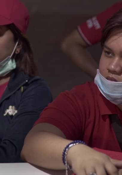 Watch Paramedics Emergency S01:E04 - Religious Fervour and the Emergency Services - Free TV ...