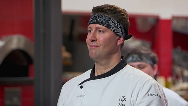 Watch Hell's Kitchen S21:E01 - Let the Battle Begin - Free TV Shows | Tubi