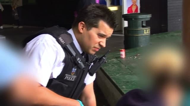 Watch Brit Cops S01:E02 - Episode 2 - Free TV Shows | Tubi