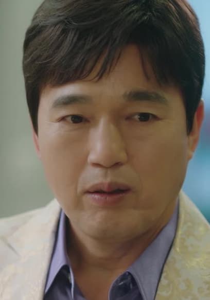 Watch Somehow Family S01:E08 - 8 - Free TV Shows | Tubi