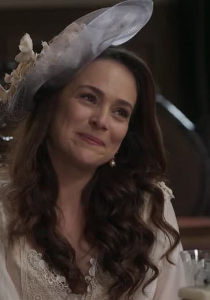 Watch Orgullo y pasión S01:E100 - Episodio 100 - Free TV Shows | Tubi